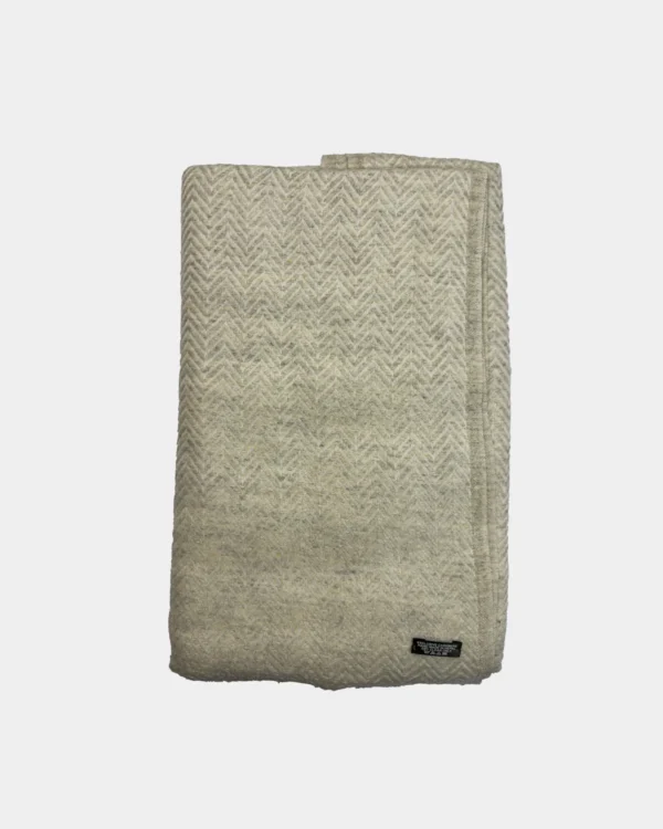 Gentle Ground Blanket - Raagari